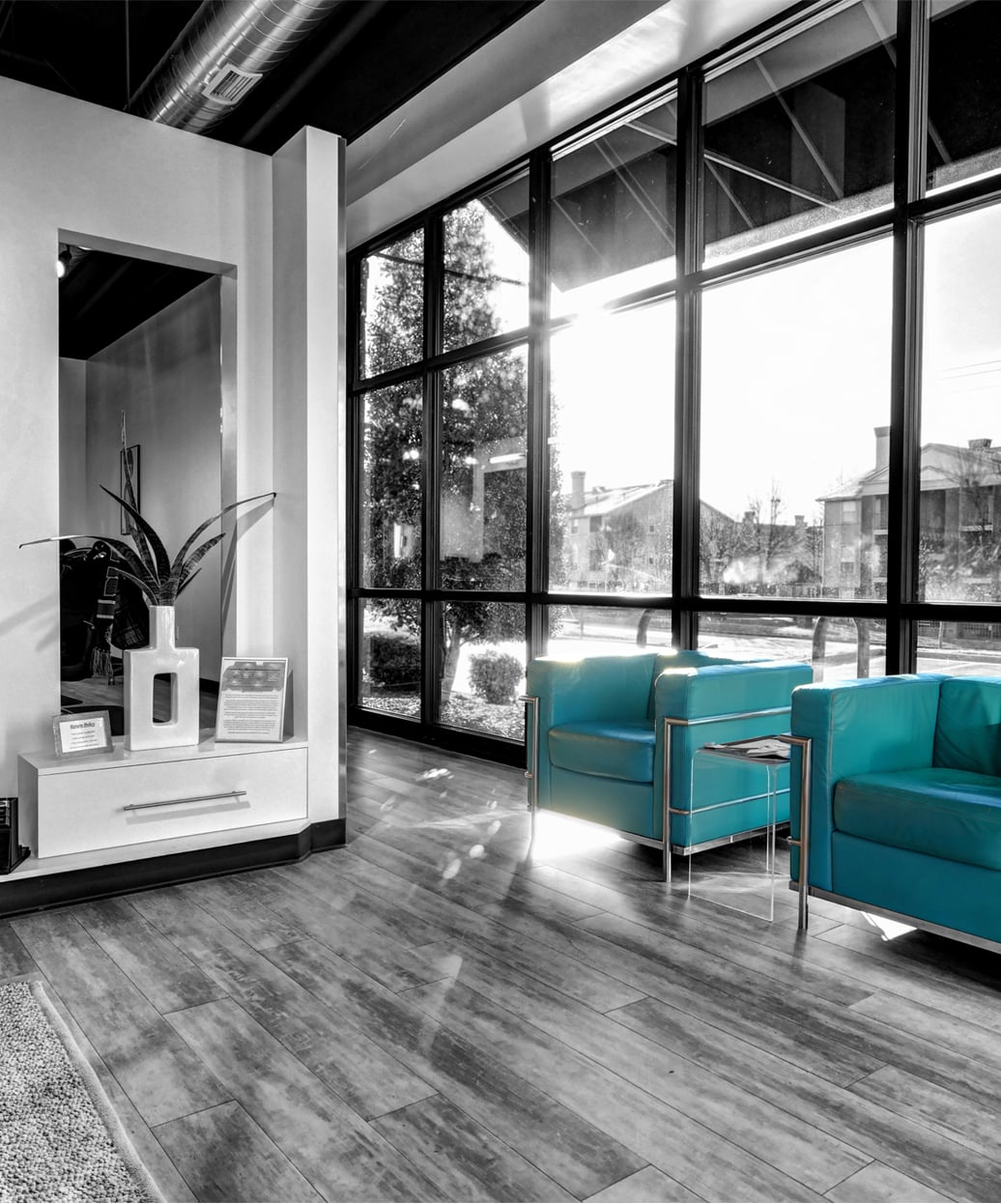 Contemporary Black Leather Salon Reception Couch / Sofa with Metal ...